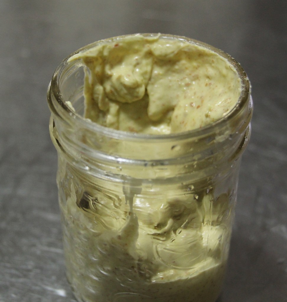 Homemade Condiments: White Sugar-Free Ketchup and Vegan Egg-Free Mayo ...